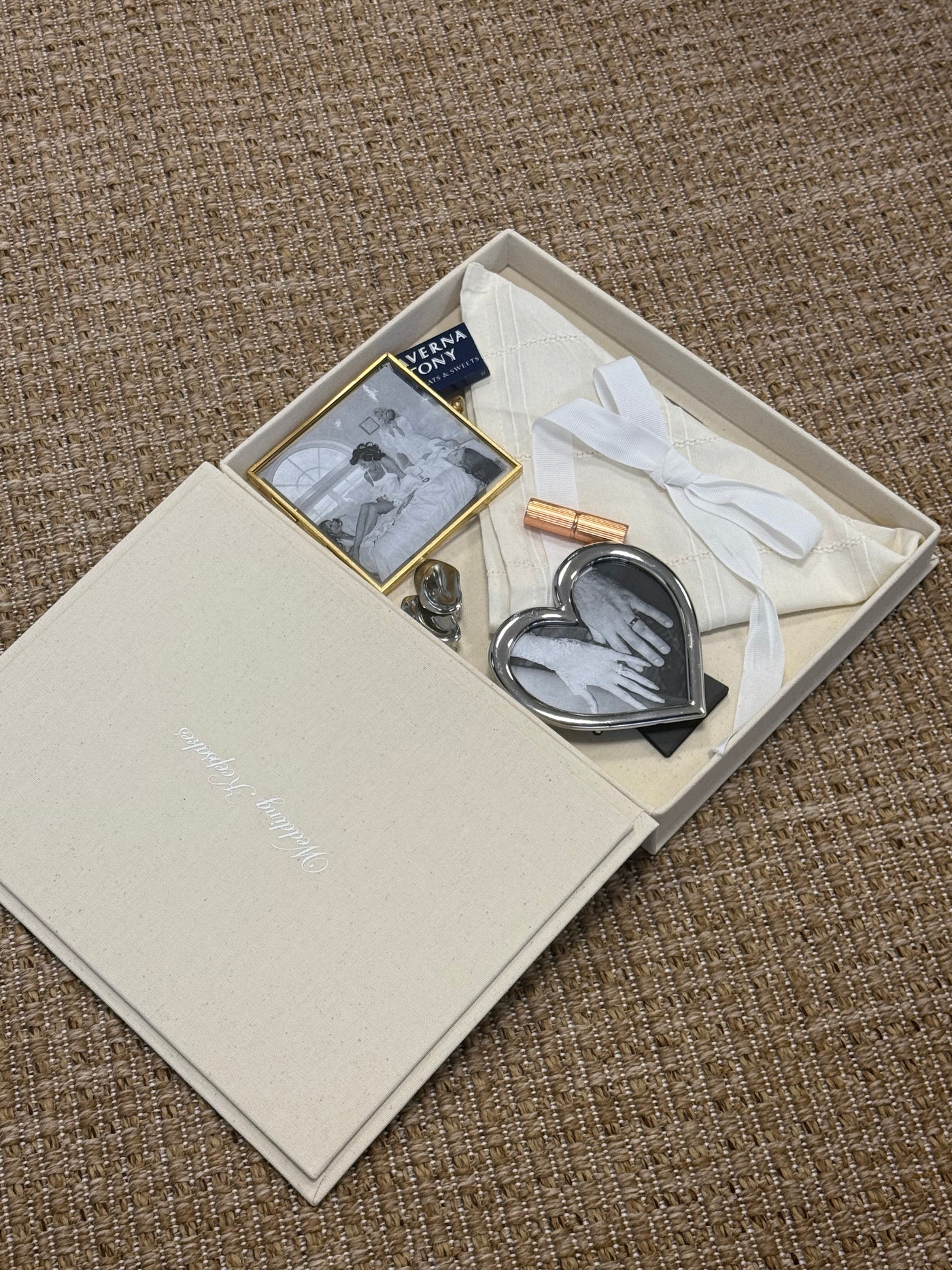 Linen Wedding Keepsake Book Box – The Ceremony Club
